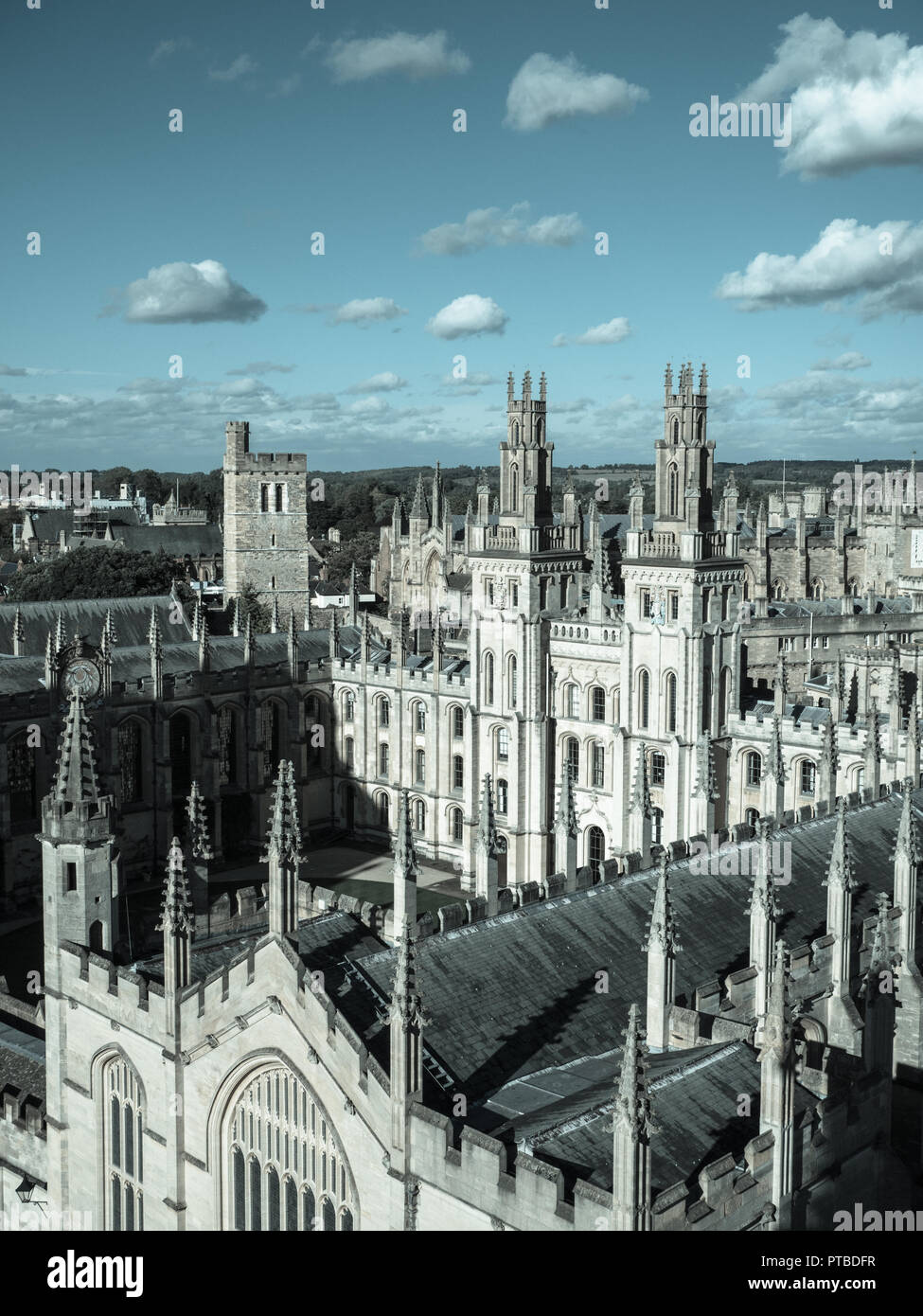 All souls college oxford entrance hi-res stock photography and images ...