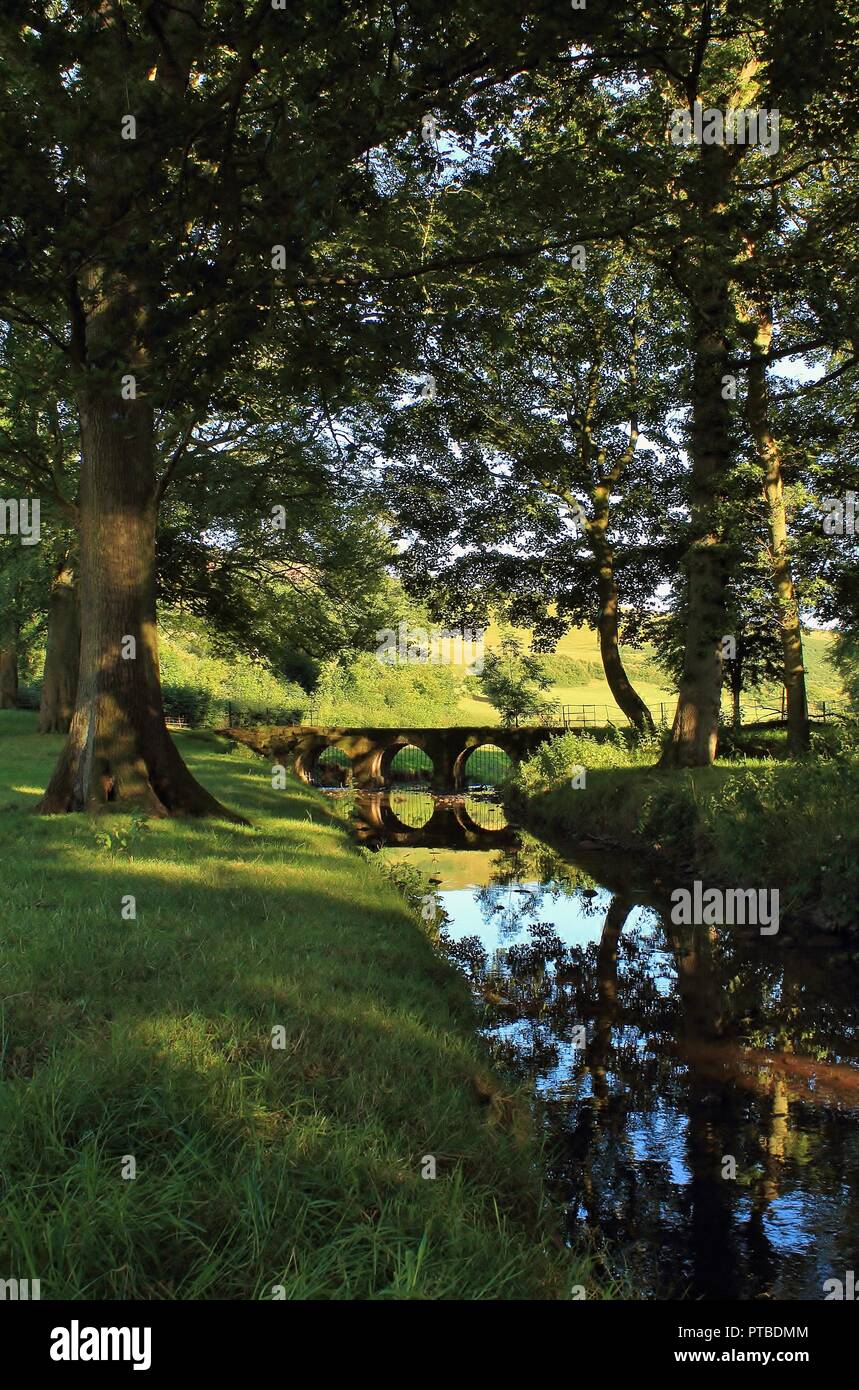 Barrow bow hi-res stock photography and images - Alamy