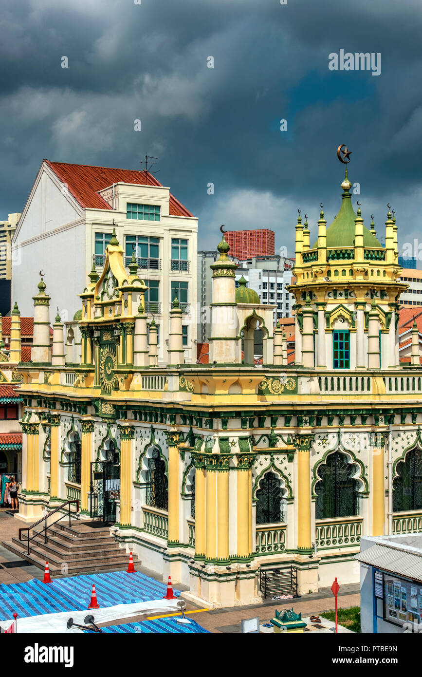 Abdul Gaffoor Mosque, Singapore Stock Photo - Alamy