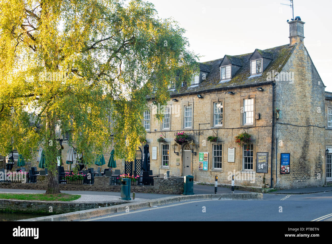 The old manse hotel hi-res stock photography and images - Alamy