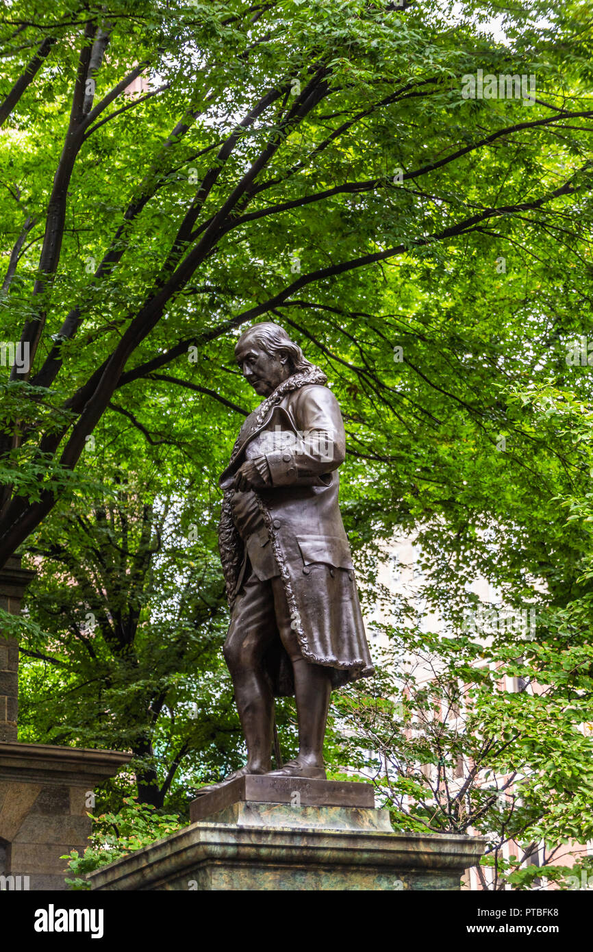 Benjamin franklin statue boston hi-res stock photography and images - Alamy