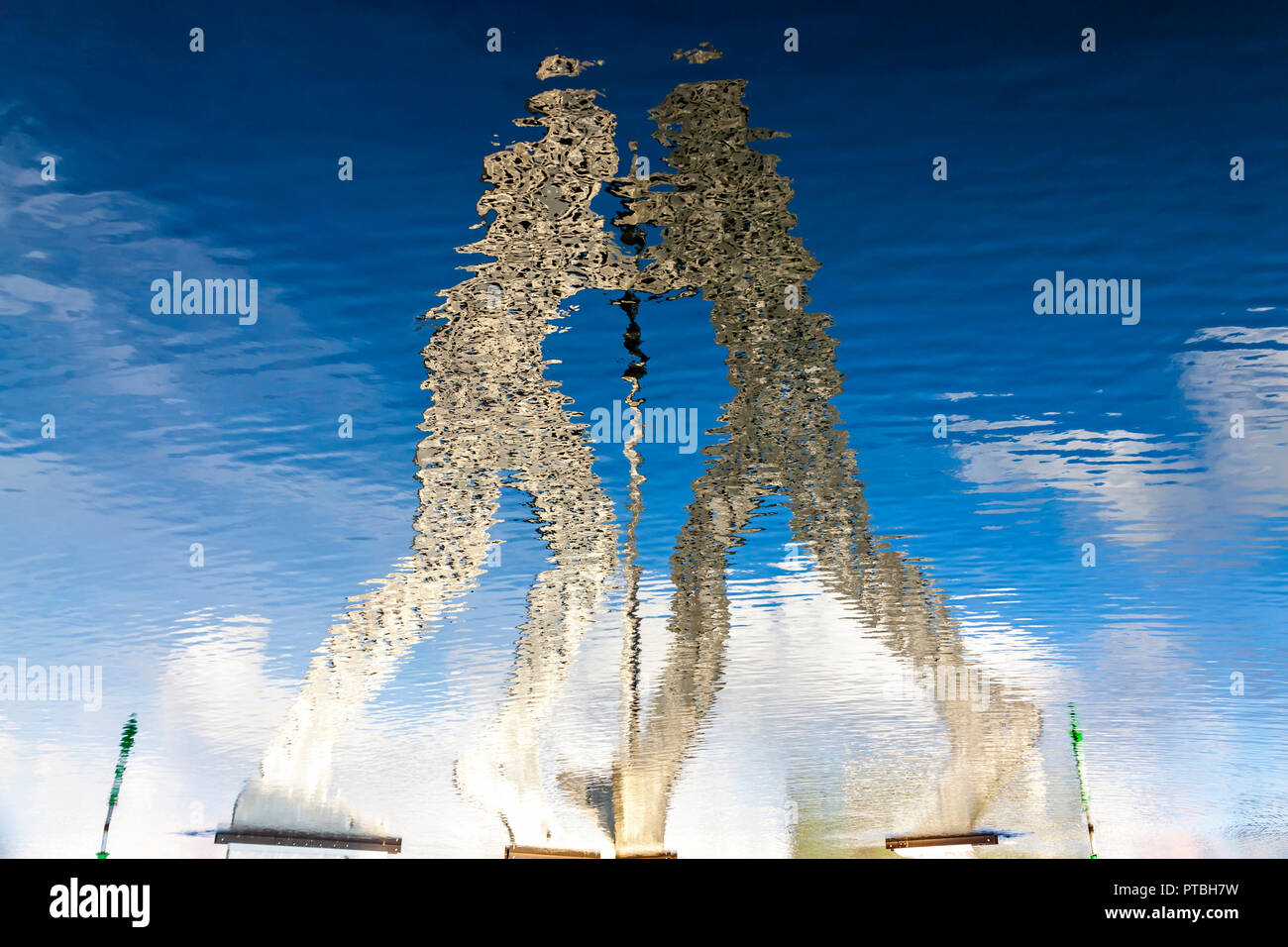 Molecul men hi-res stock photography and images - Alamy