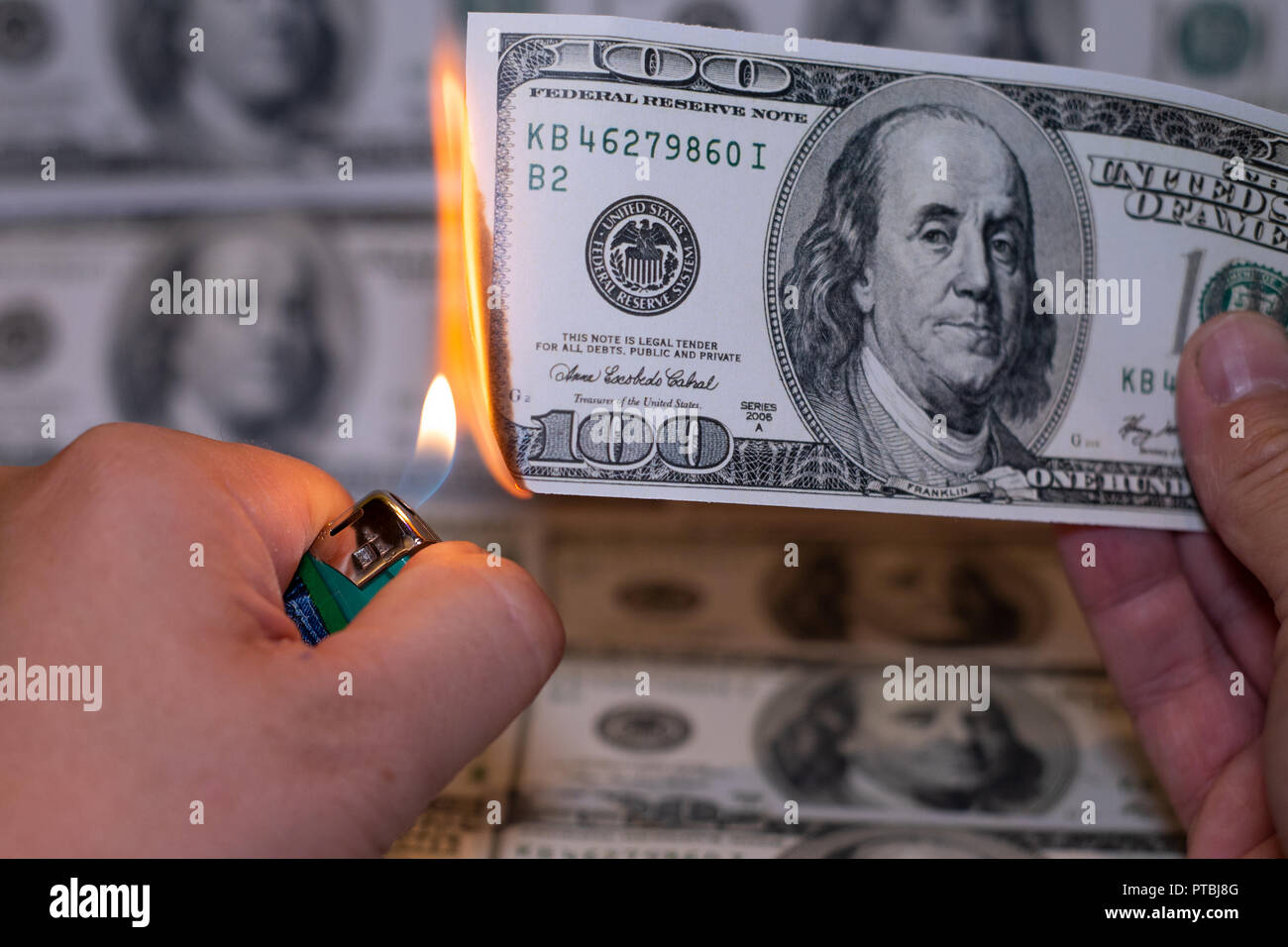 Dollar burn hi-res stock photography and images - Alamy
