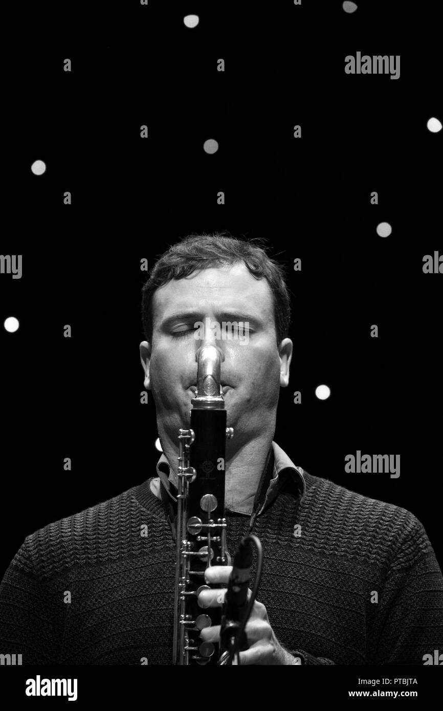 James allsop hi-res stock photography and images - Alamy