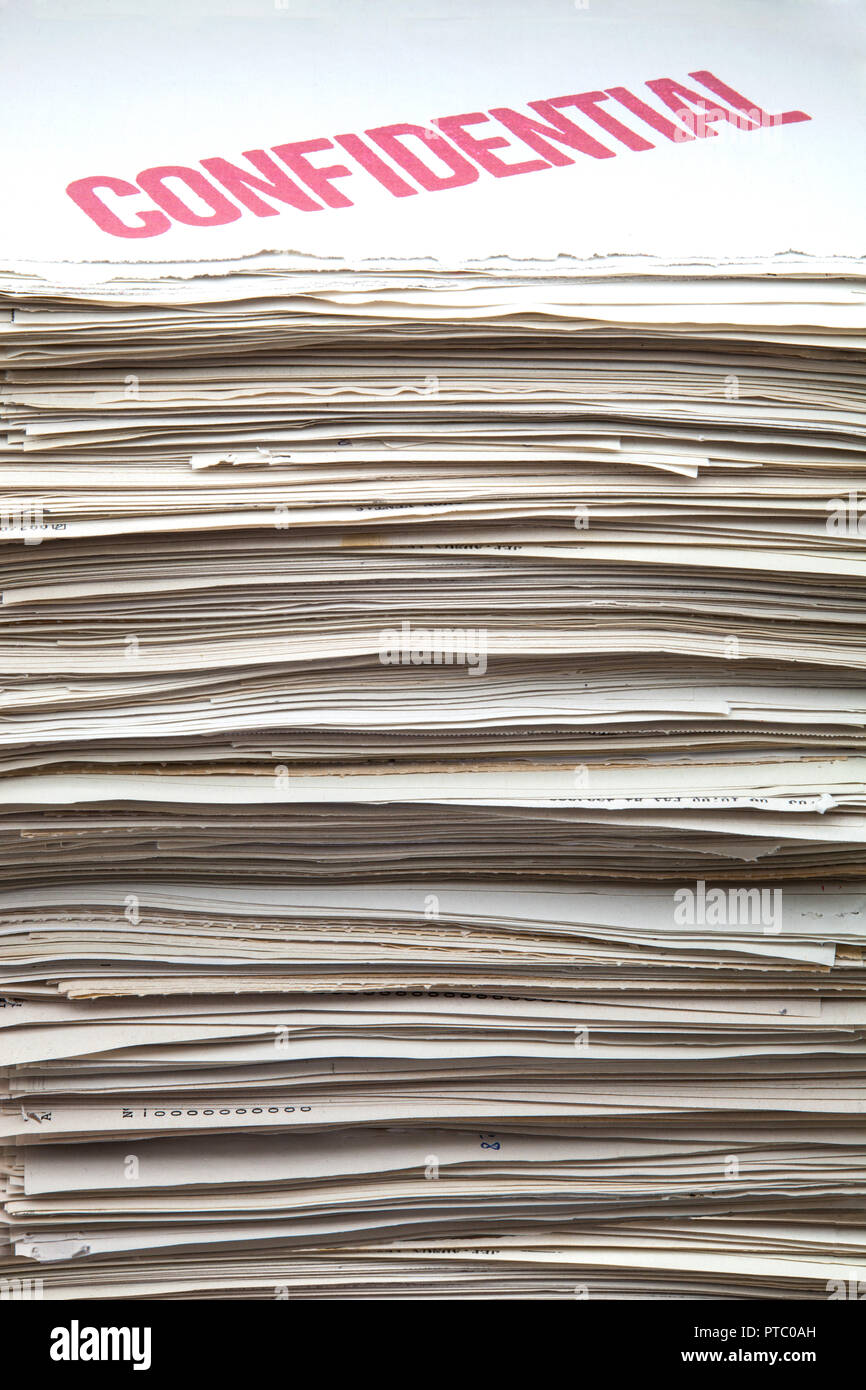 Confidential documents hi-res stock photography and images - Alamy