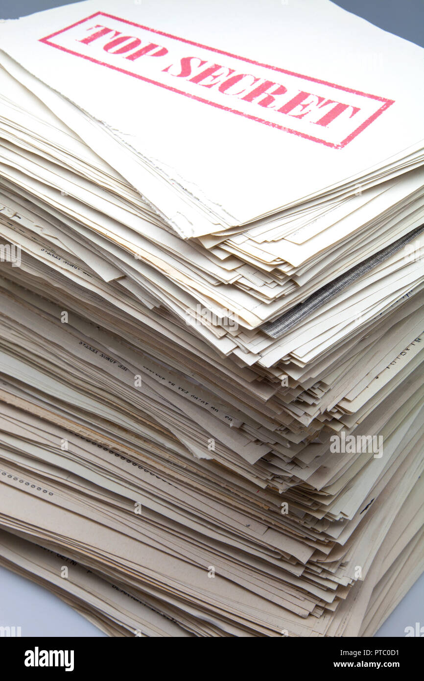 Top secret documents hi-res stock photography and images - Alamy