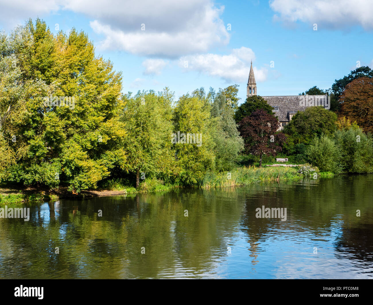 Clifton hampden bridge thames hi-res stock photography and images - Alamy