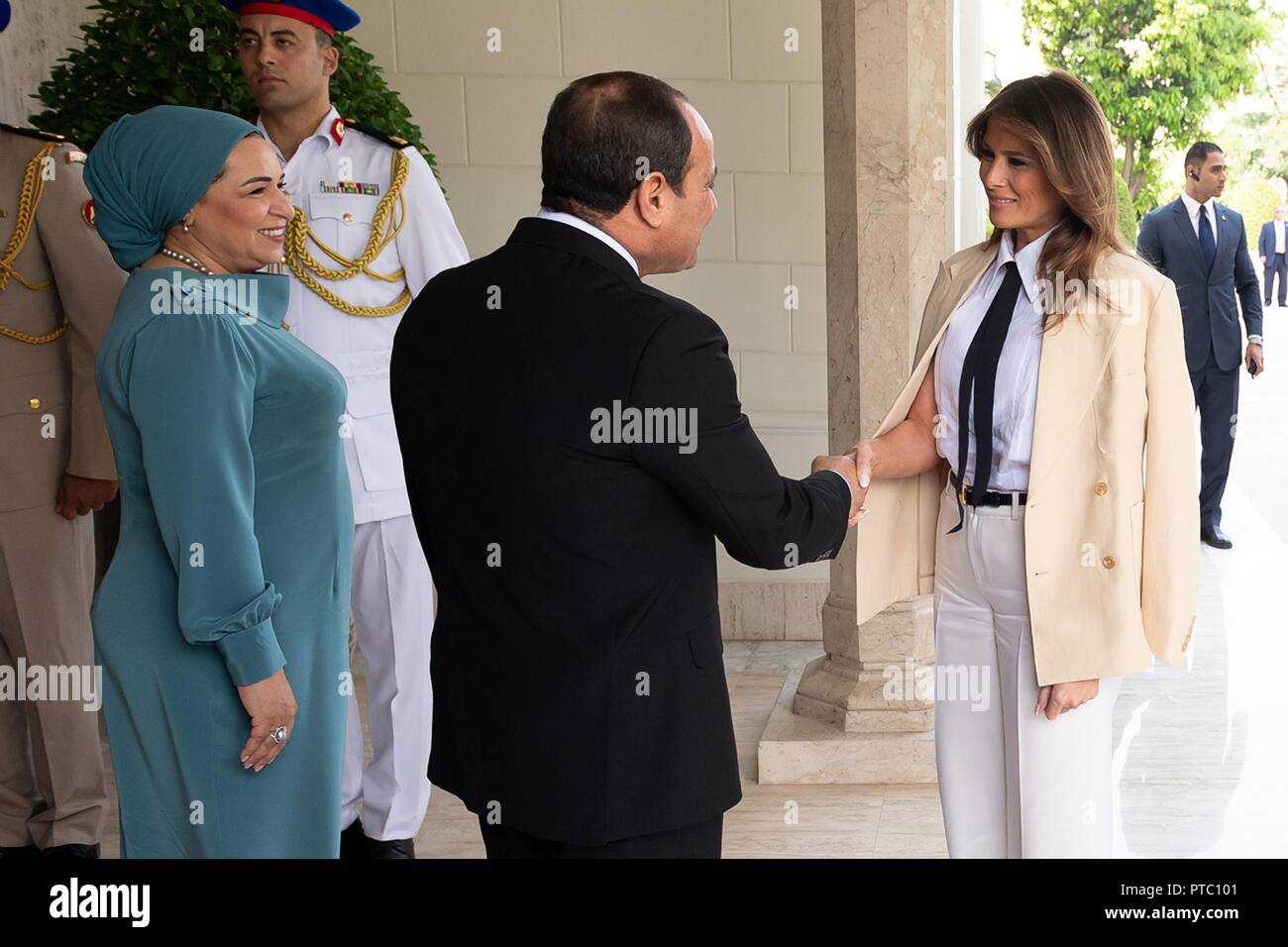 Egyptian lady hi-res stock photography and images - Alamy