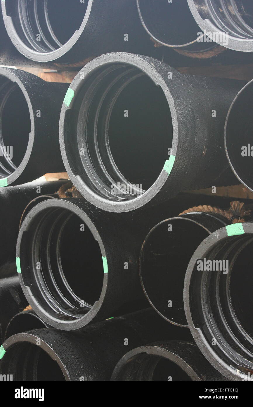 Proper piping hi-res stock photography and images - Alamy