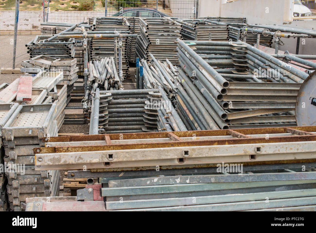 Assorted materials hi-res stock photography and images - Alamy