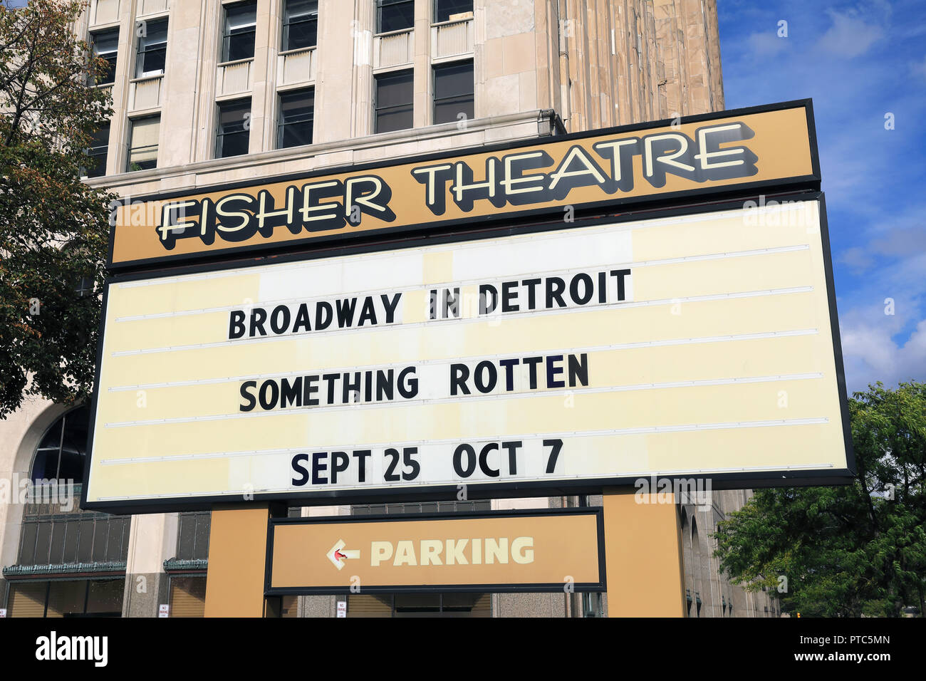 The iconic art deco skyscraper, the Fisher Building, designed by Albert ...
