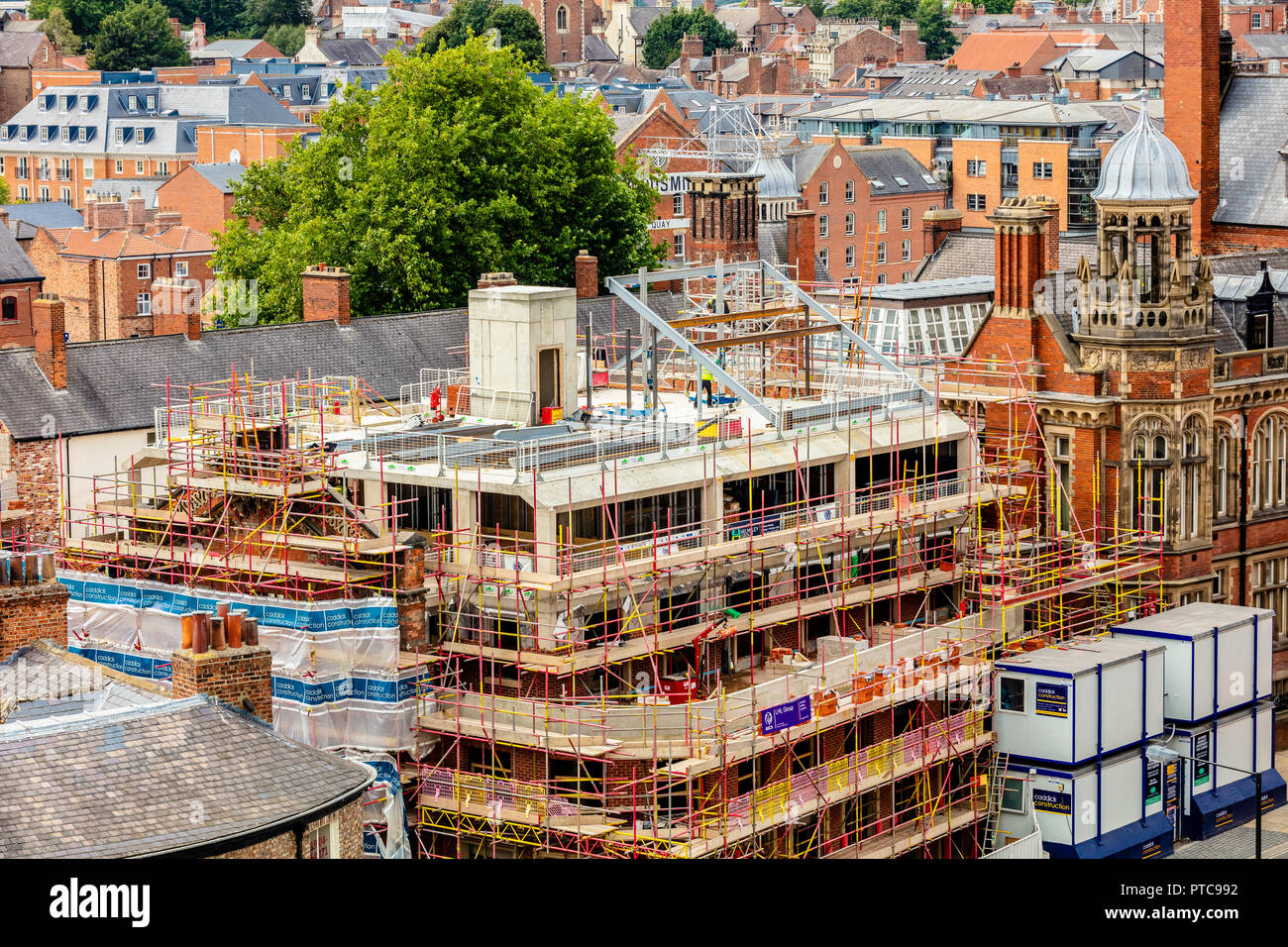 Street frontage hi-res stock photography and images - Alamy