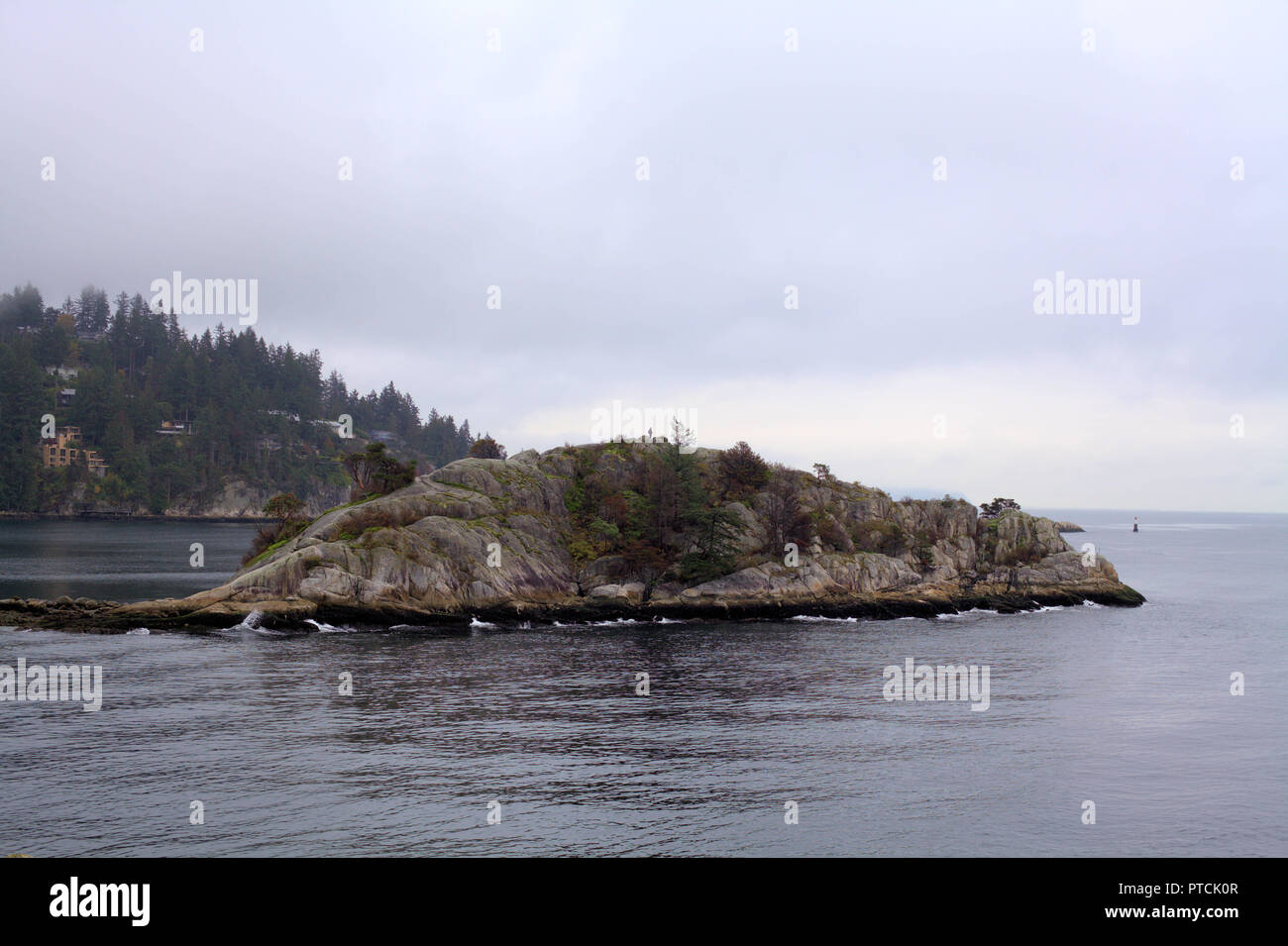 Hiking island hi-res stock photography and images - Alamy