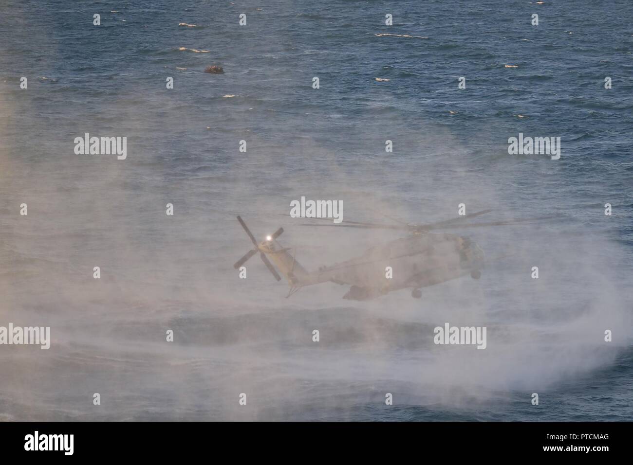 Army duck australia hi-res stock photography and images - Alamy