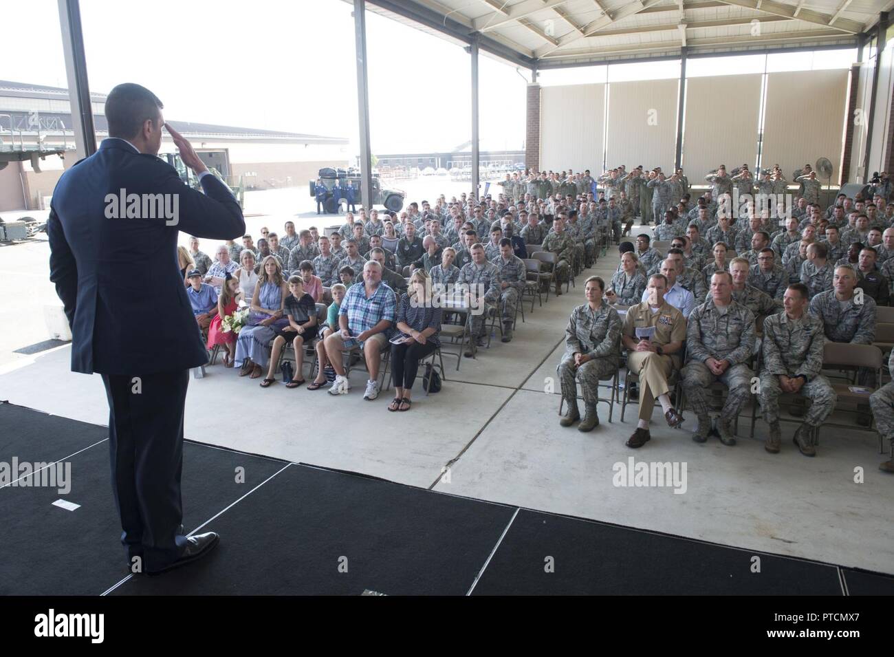 621 crg change of command hi-res stock photography and images - Alamy