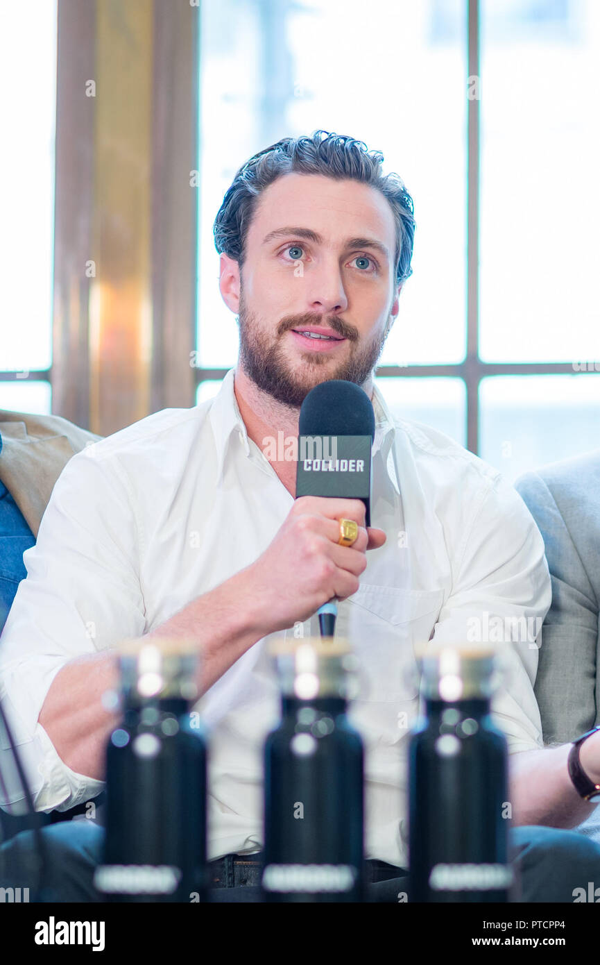 Aaron taylor johnson outlaw hi-res stock photography and images - Alamy