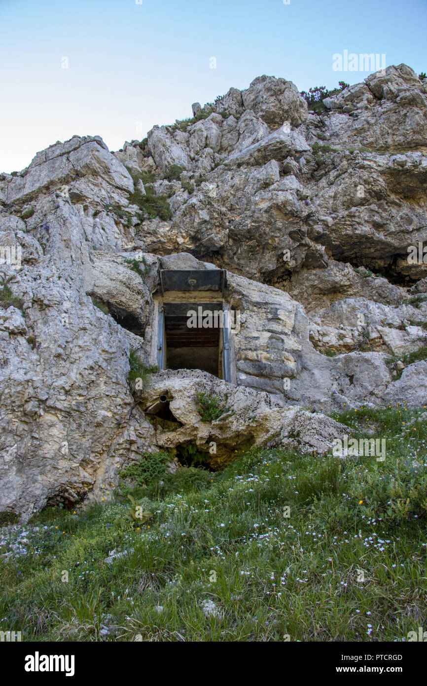 outside entrence in to bunker Stock Photo - Alamy