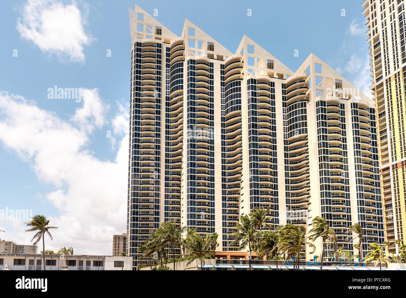 Sunny Isles Beach, USA - May 4, 2018: Pinnacle Condominium residences ...