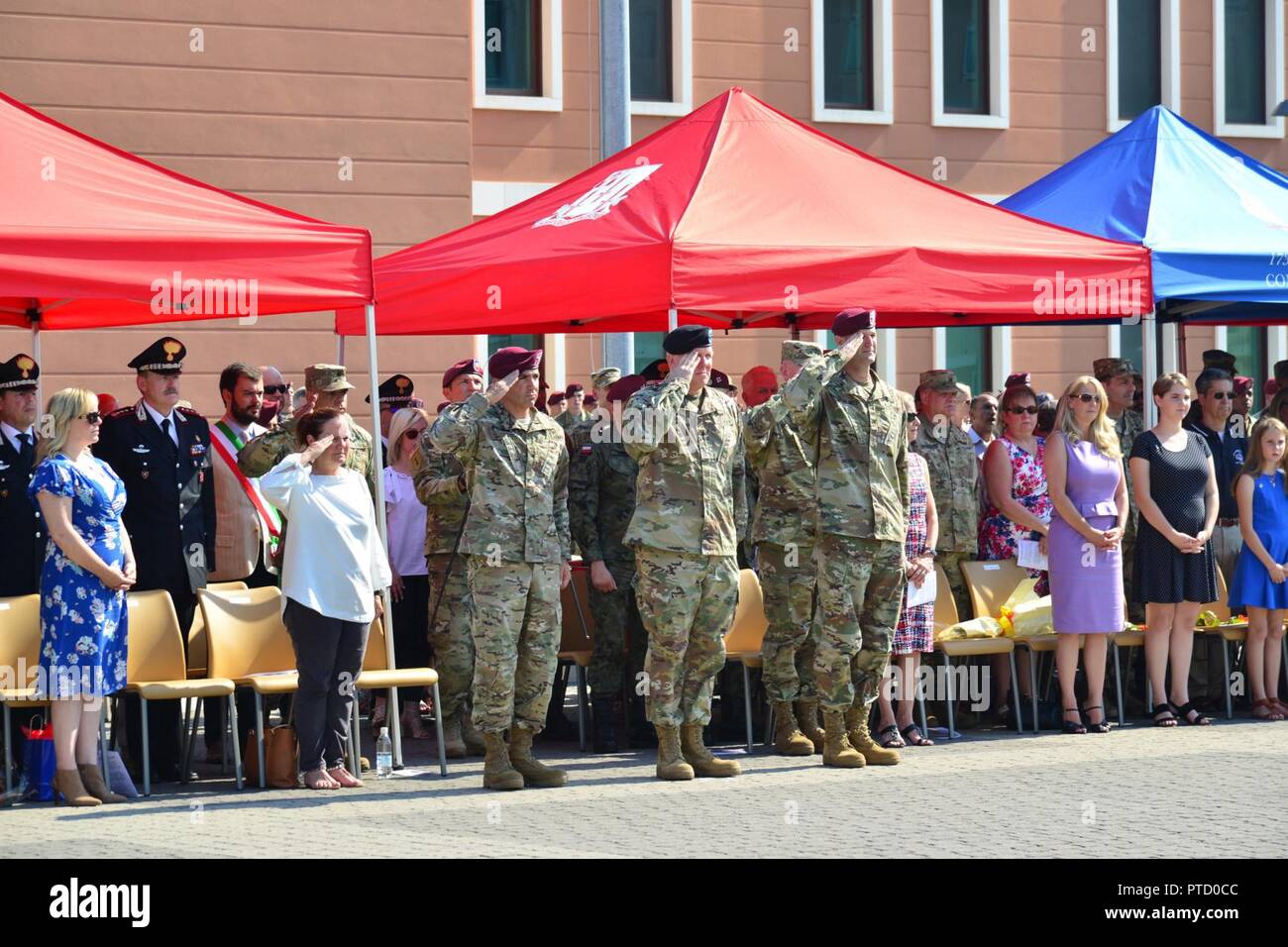 Maj gen gregory anderson hi-res stock photography and images - Alamy