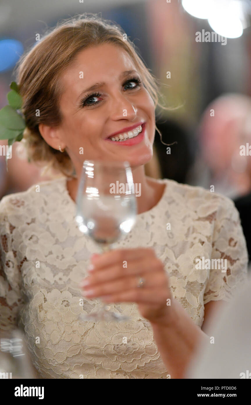 Glass hand hi-res stock photography and images - Alamy