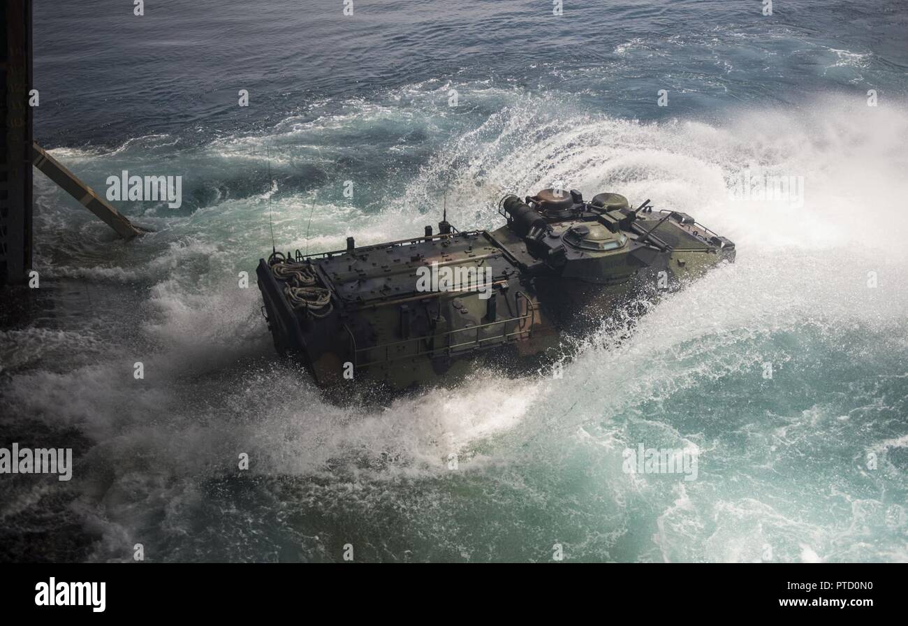 OCEAN (July 7, 2017) A Marine amphibious assault vehicles (AAV ...