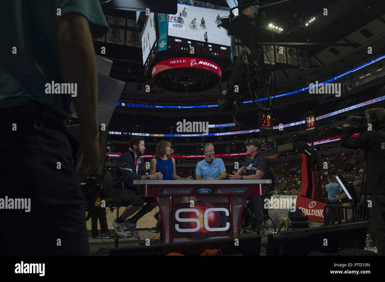 Sportscenter hi-res stock photography and images - Alamy