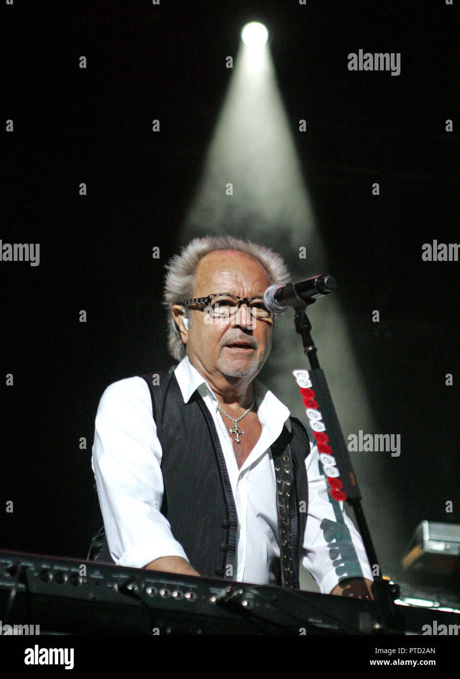 Mick Jones with Foreigner performs in concert at the Seminole Hard Rock ...