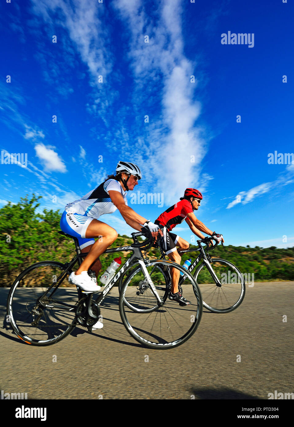 Female road racer hi-res stock photography and images - Alamy