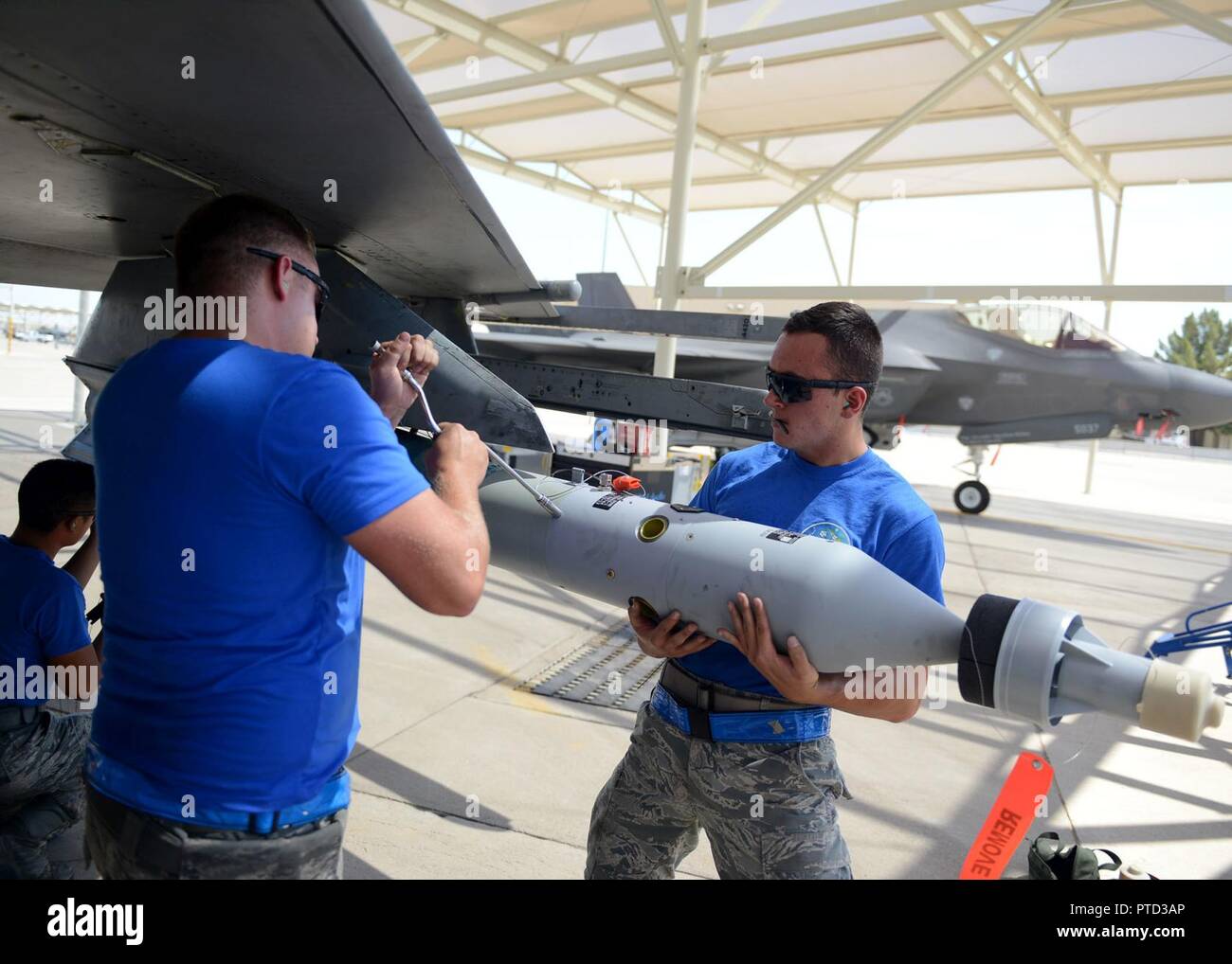 309th aircraft maintenance wing hi-res stock photography and images - Alamy