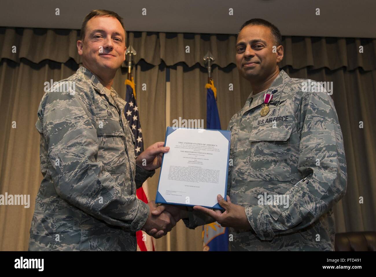 1st special operations aerospace medical squadron hi-res stock ...