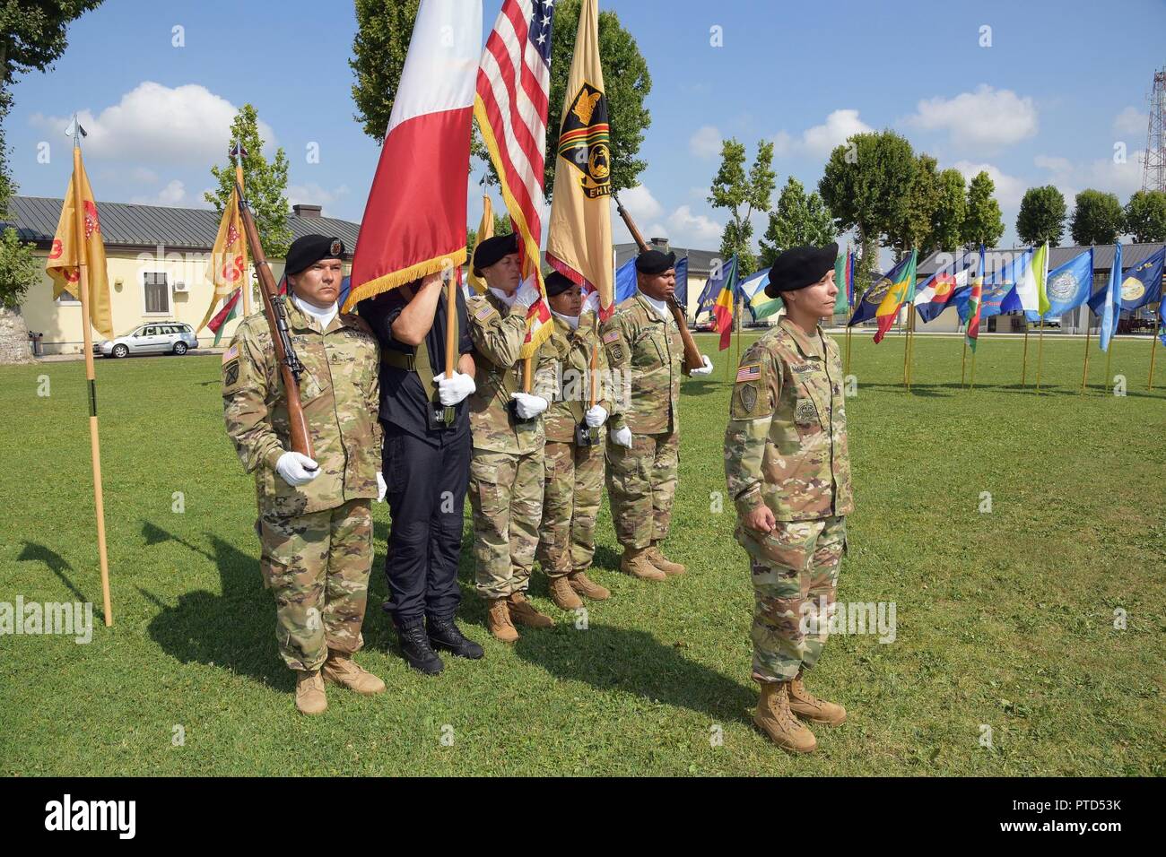 U.S. Army Soldiers assigned to the 414th Contracting Support Brigade ...