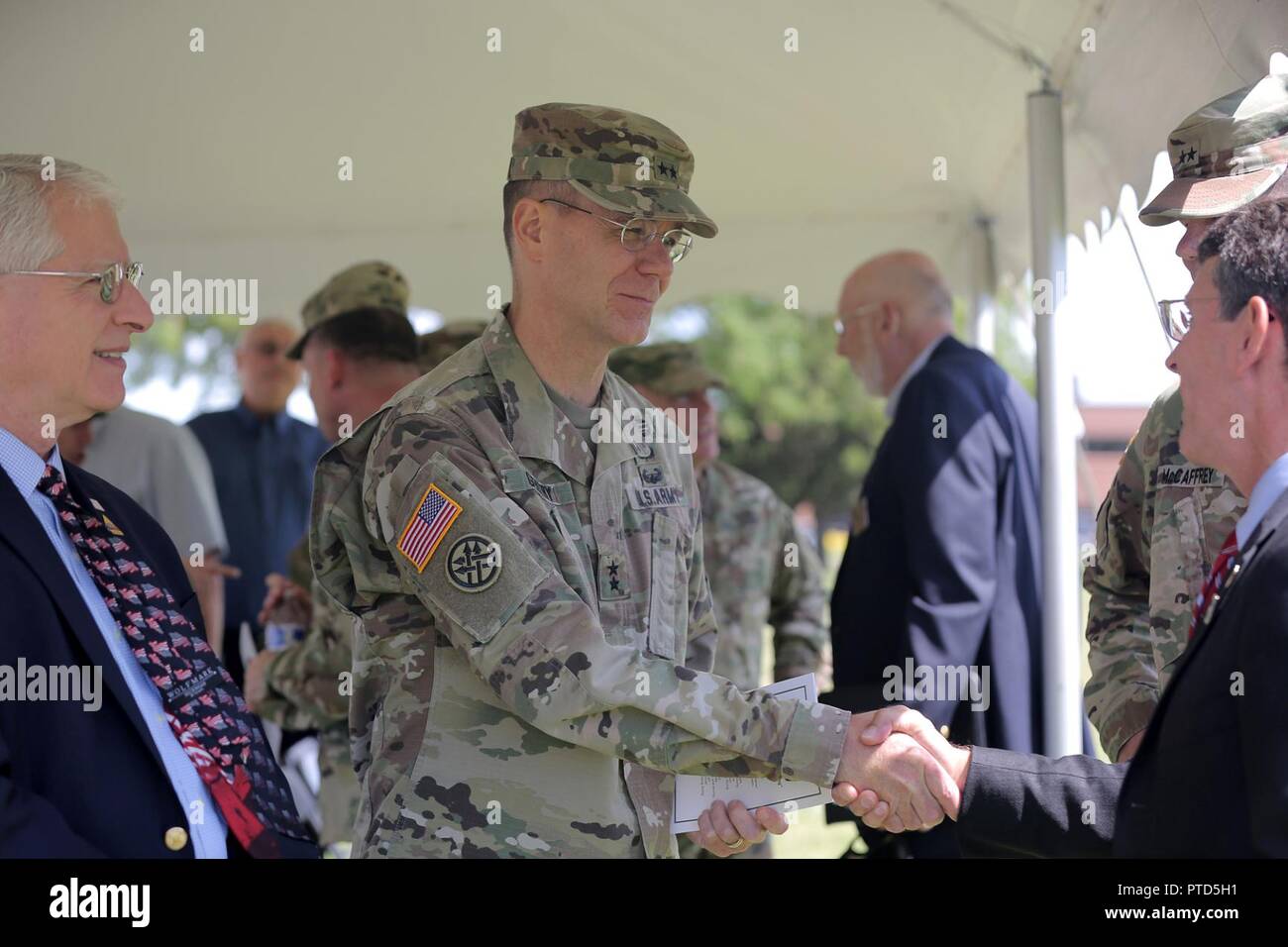 Maj. Gen. Chris R. Gentry, Deputy Commanding General for Support, First ...