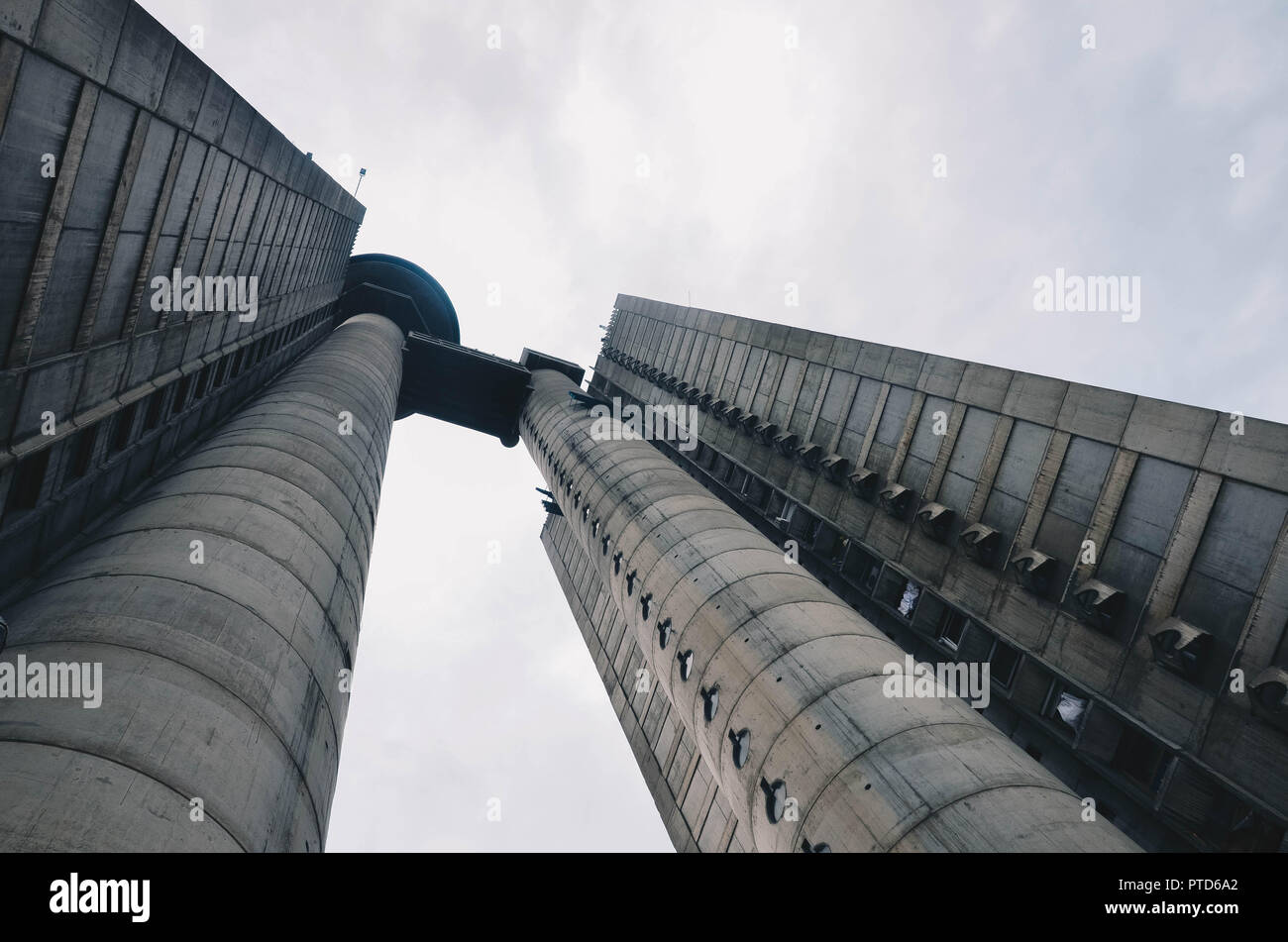 Western City Gate, or Genex Tower, (built 1979, architect Mihajlo ...