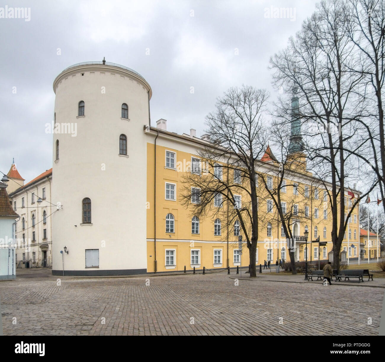 Riga castle hi-res stock photography and images - Alamy