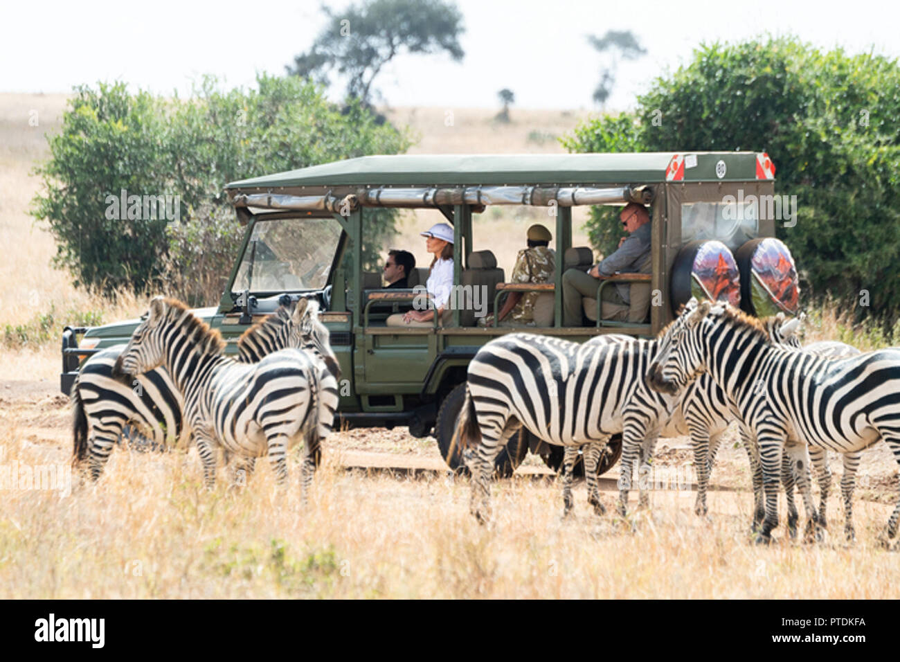 First Lady Melania Trump participates in a safari tour with Nelly ...
