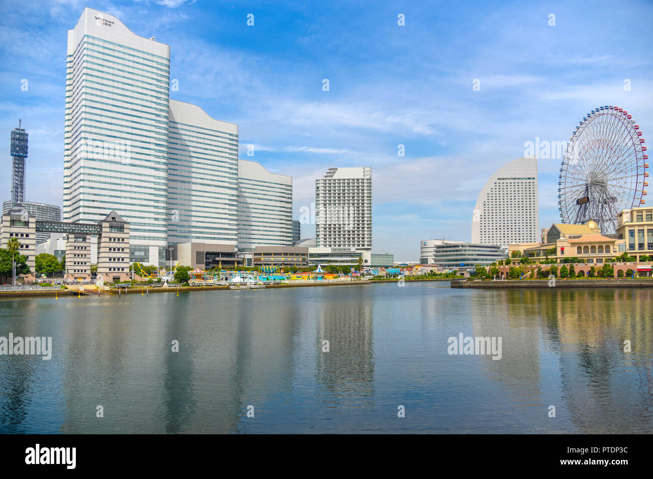 Sightseeing Yokohama - Queens Tower, InterContinental Yokohama Grand ...