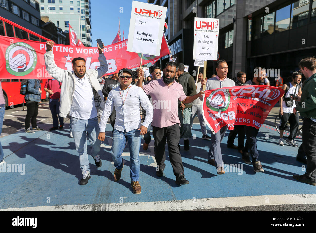 9th Oct, 2018. Uber drivers protest outside the Uber head office in ...