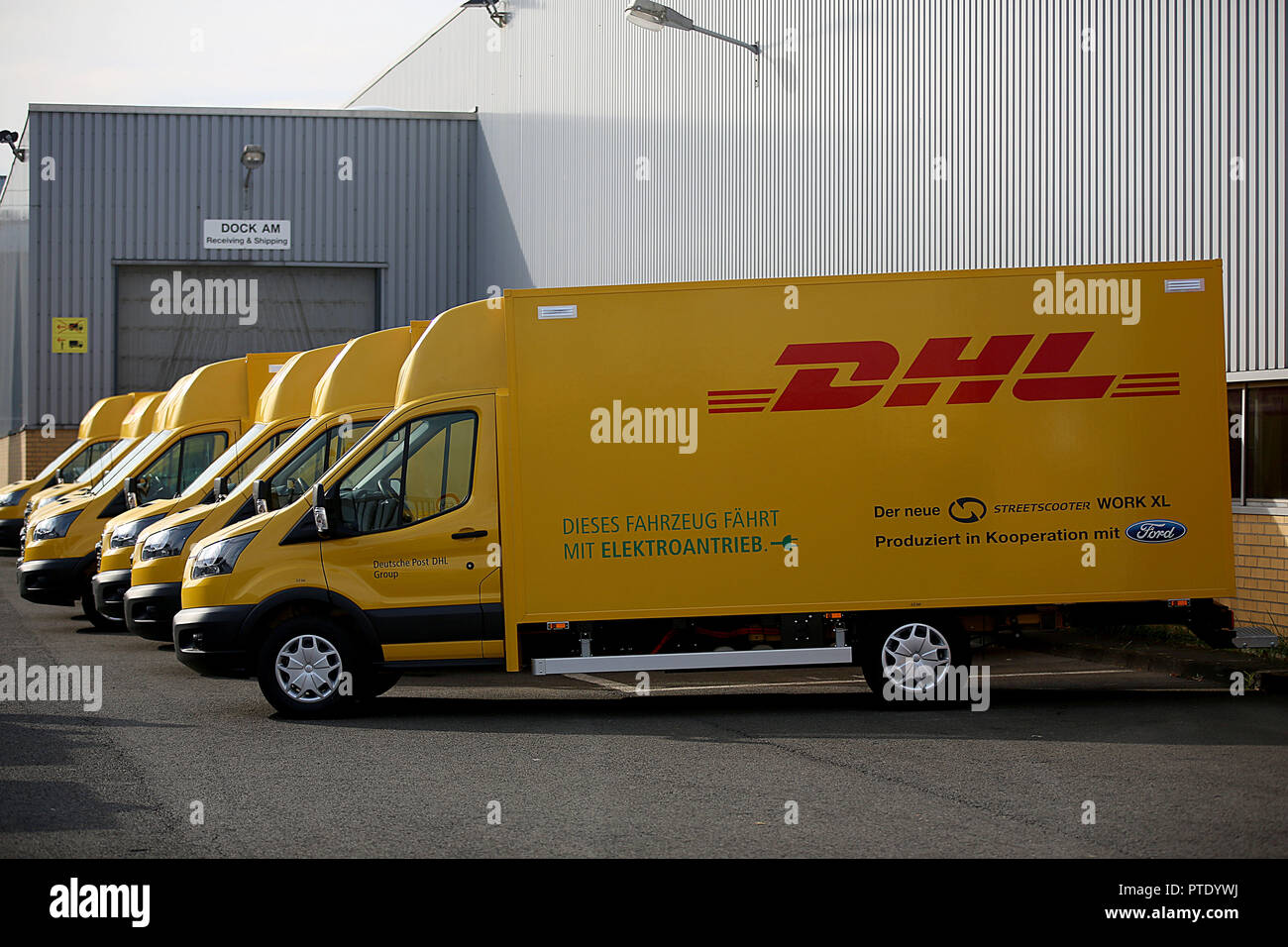 Dhl ford streetscooter work xl hi-res stock photography and images - Alamy