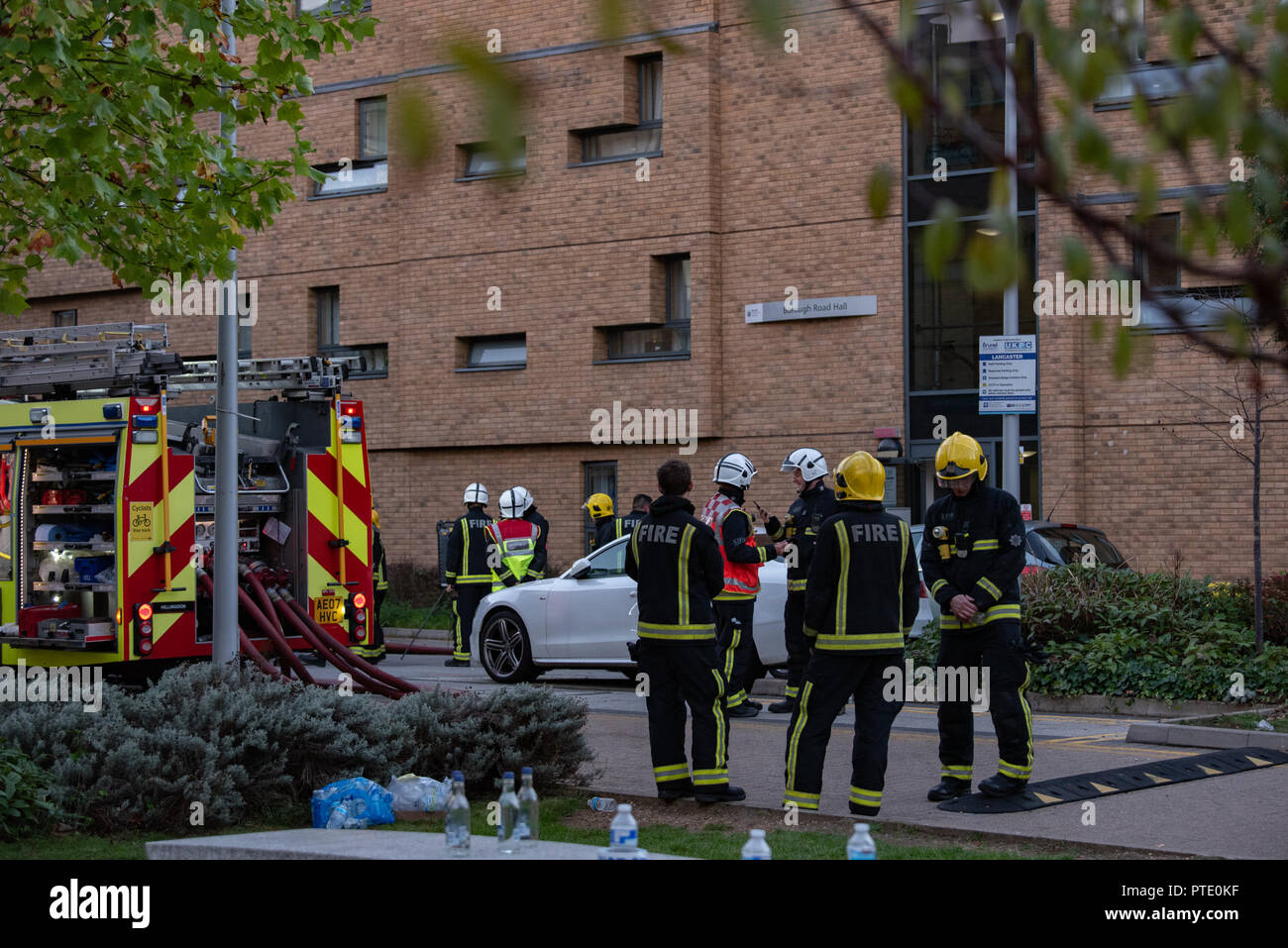 London, United Kingdom. 9 October 2018. Ten fire engines and around 70 ...