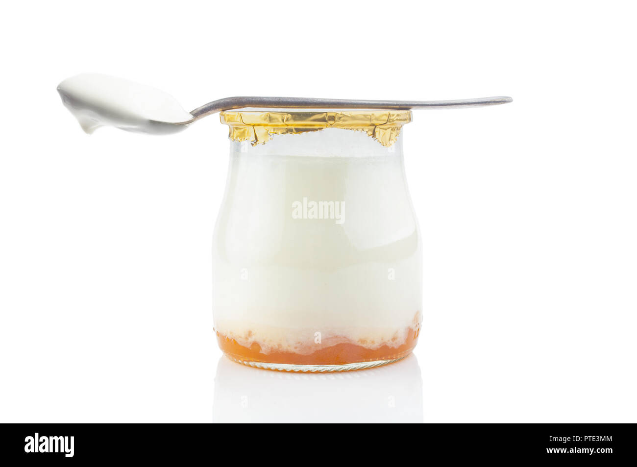 Yogurt texture hi-res stock photography and images - Alamy