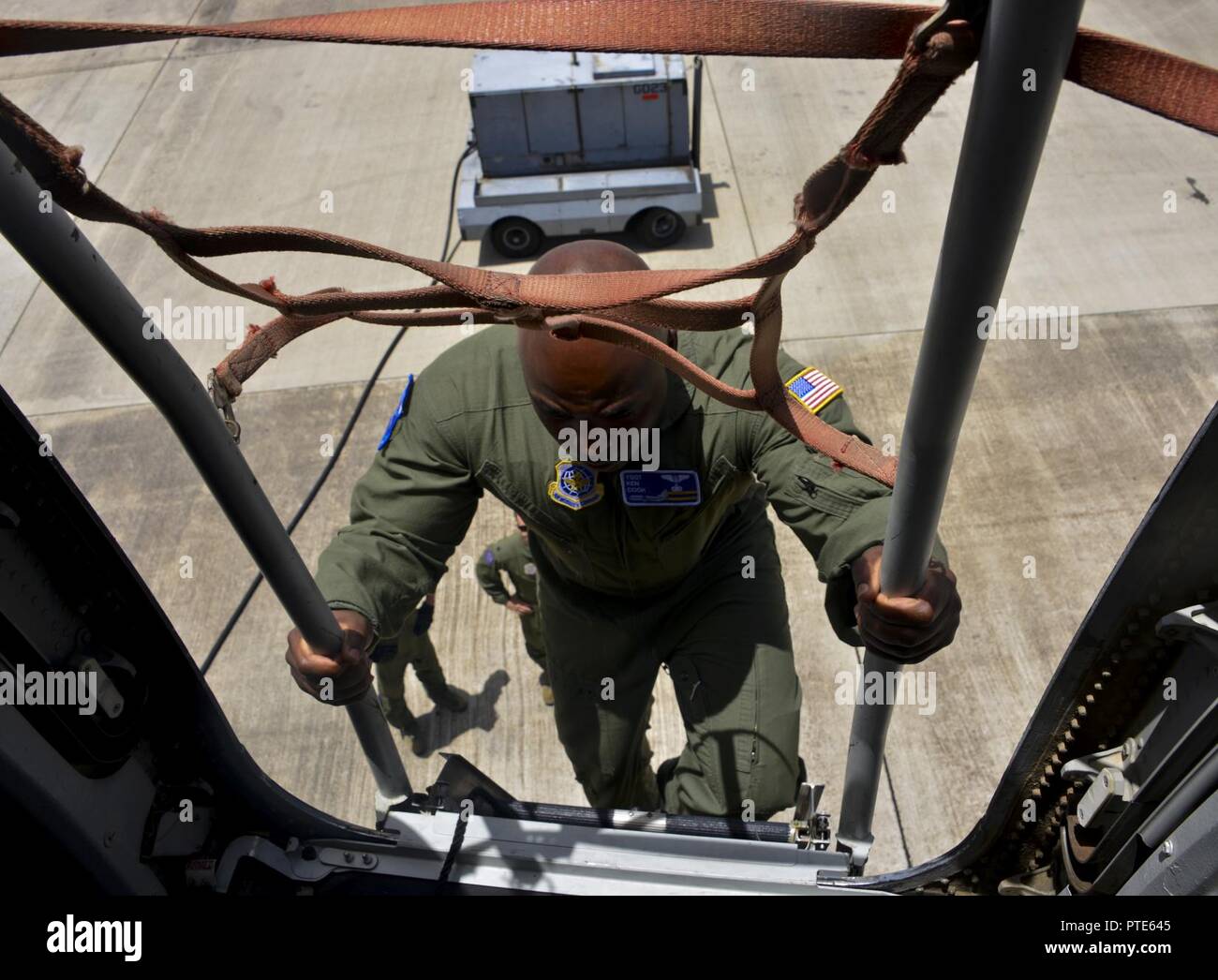 Tech Sgt. Kenneth Cook, 6th Air Refueling Squadron boom operator at ...