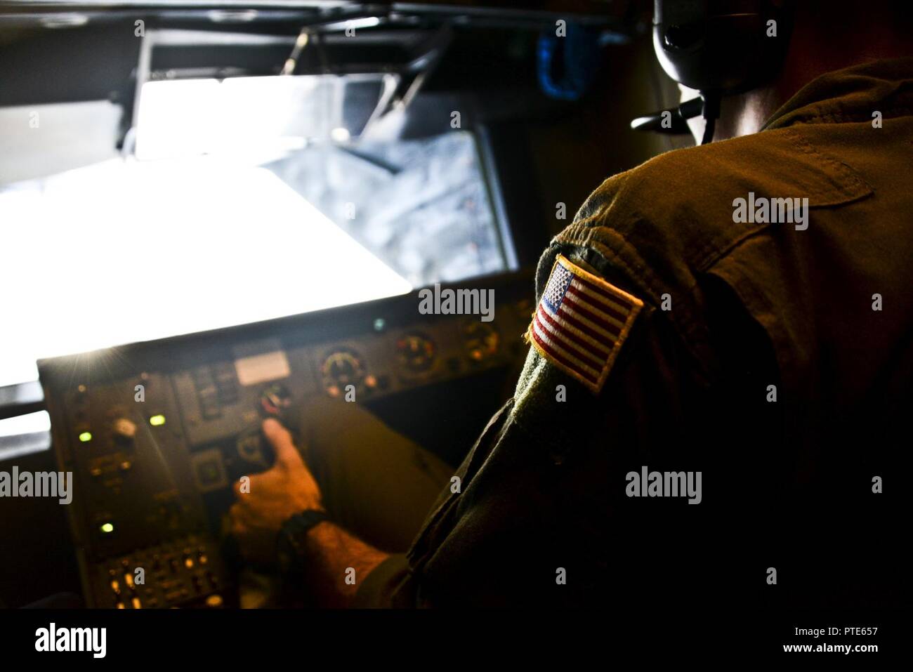 U.S. Air Force Tech. Sgt. Daniel Flenniken, 6th Air Refueling Squadron ...