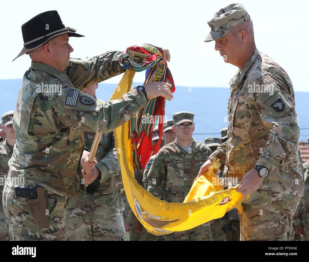 33 bct hi-res stock photography and images - Alamy
