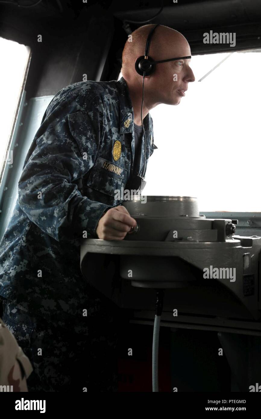 U s navy senior chief master at arms hi-res stock photography and ...