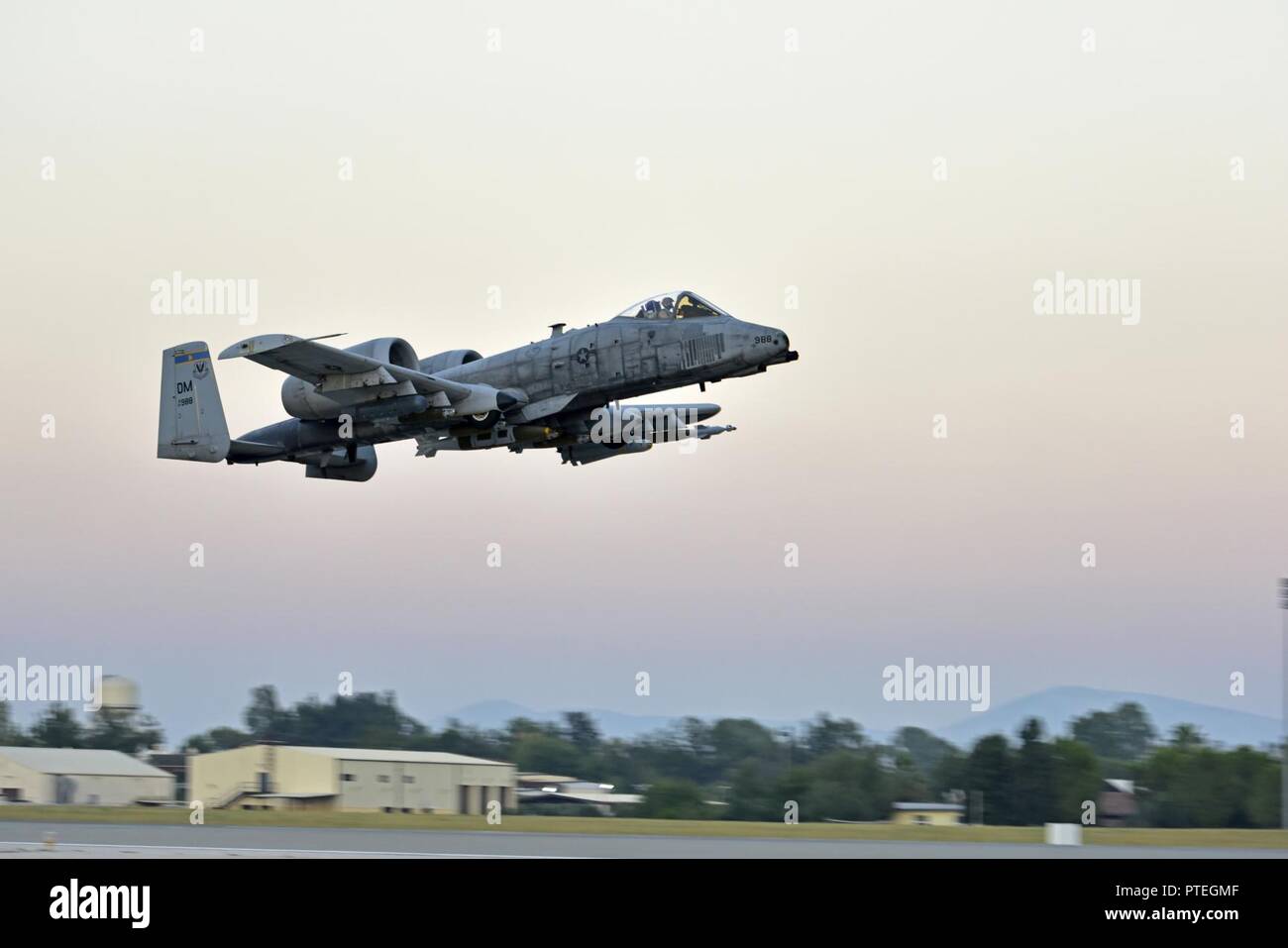 Lt. Col. Ben Rudolphi, 407th Expeditionary Operation Support Squadron ...