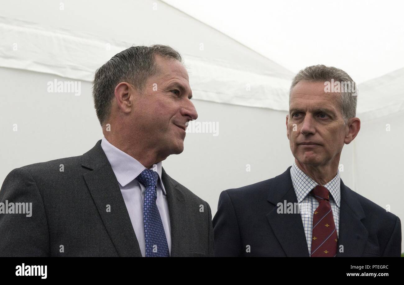 Chief air staff air chief marshal sir stephen hillier raf hi-res stock ...