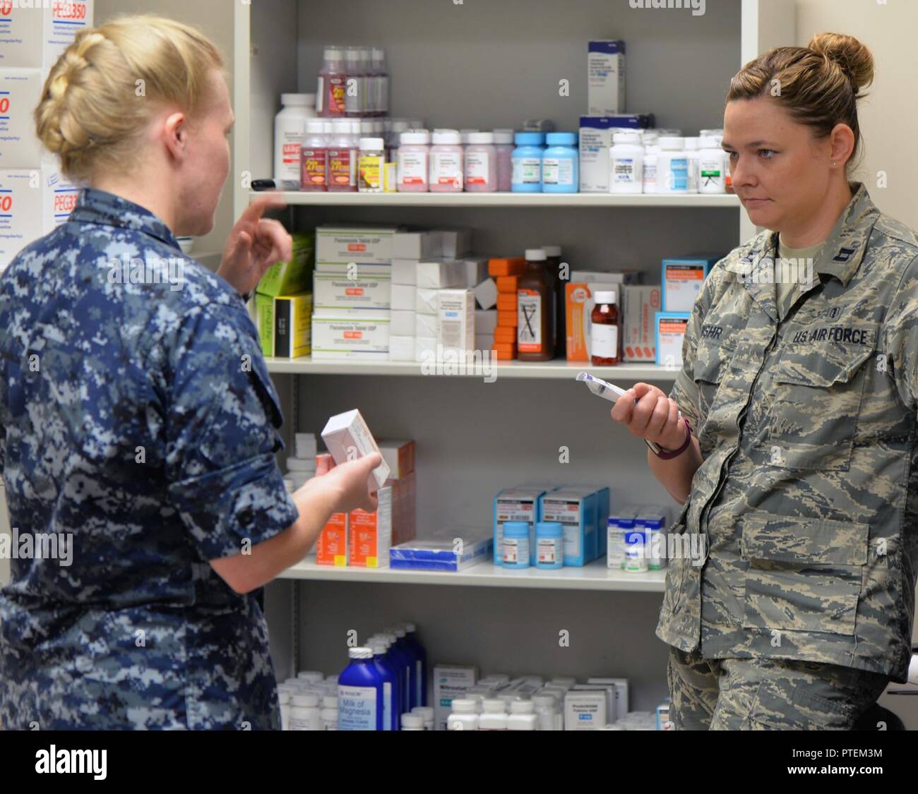 Prescriptions department hi-res stock photography and images - Alamy