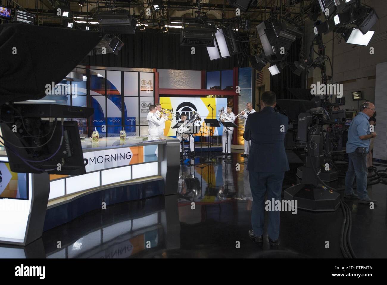 Wcco hi-res stock photography and images - Alamy