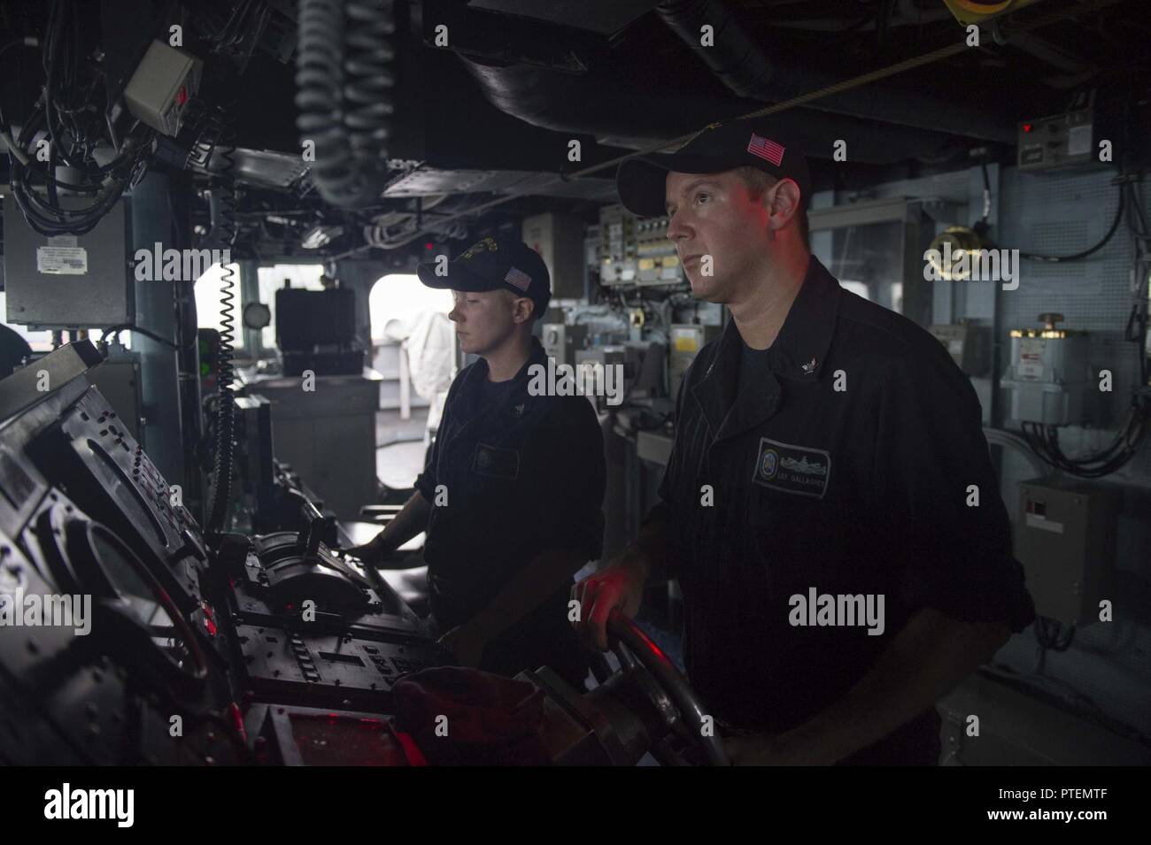 Indian helmsman hi-res stock photography and images - Alamy