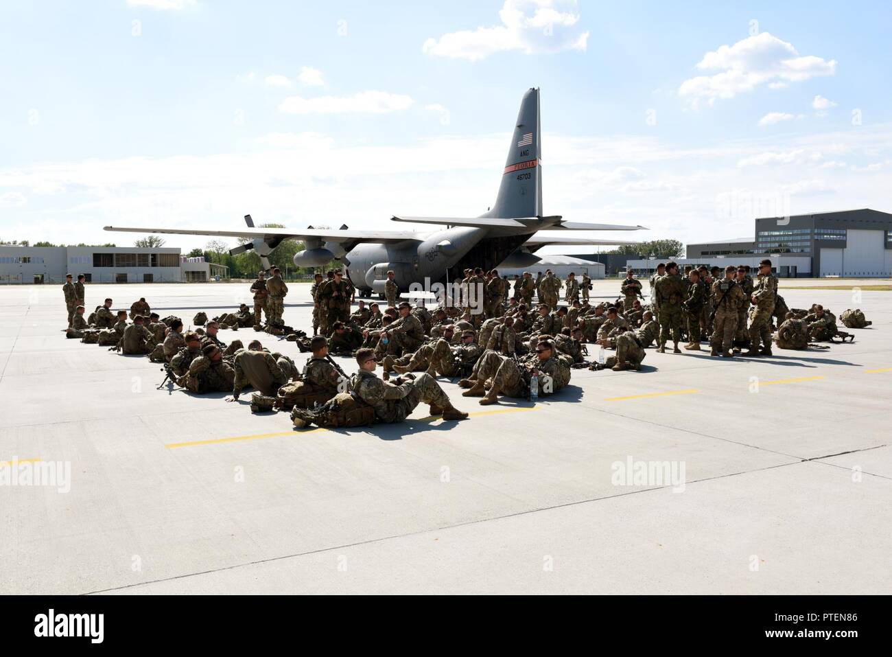 Static load training hi-res stock photography and images - Alamy